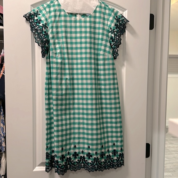 Draper James | Dresses | Draper James Green Gingham With Navy Eyelet ...